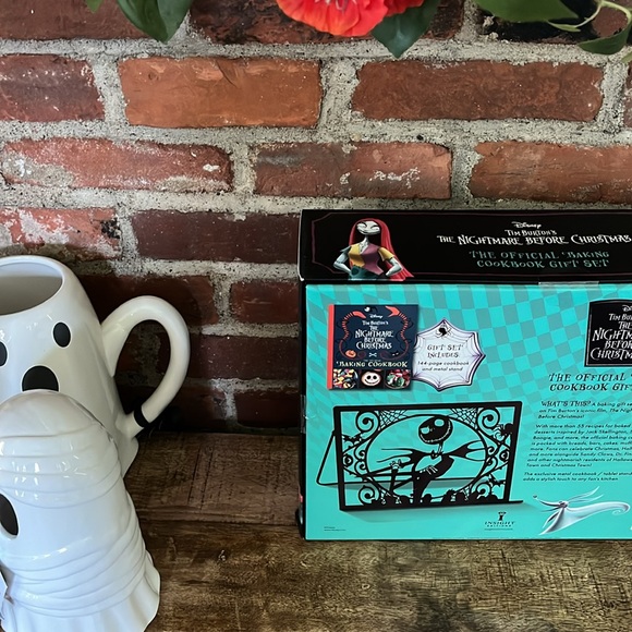 Disney | Kitchen | Disneys The Nightmare Before Christmas The Official ...